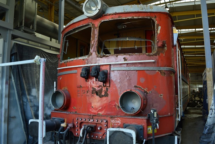 Remtrak rozpoczął renowację lokomotywy EP05-23 - Wszystko na temat ...