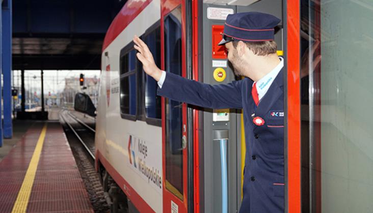 Prezes UTK: Konduktor nie powinien podawać sygnału gotów do odjazdu - Wszystko na temat branży ...