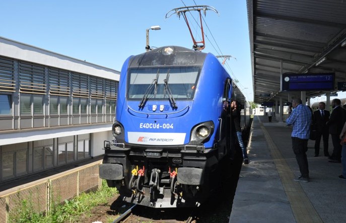 Newag: Griffiny pożyczone PKP Intercity mają 100% sprawności - Rynek Kolejowy