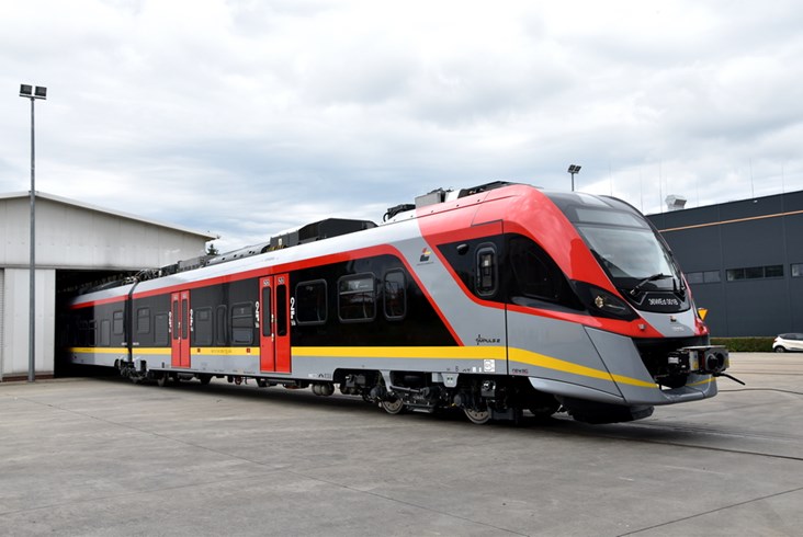 Nowy Impuls 2 dla ŁKA. Newag postawił poprzeczkę wysoko [zdjęcia ...