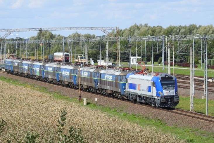 Griffin IC na testach ciągnął 8 lokomotyw PKP Cargo [FILM] [WIĘCEJ ...