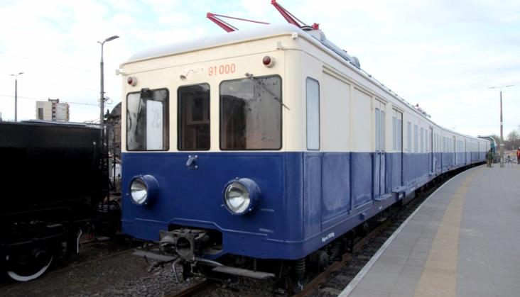 EW51 znowu w Warszawie - Wszystko na temat branży kolejowej: PKP ...