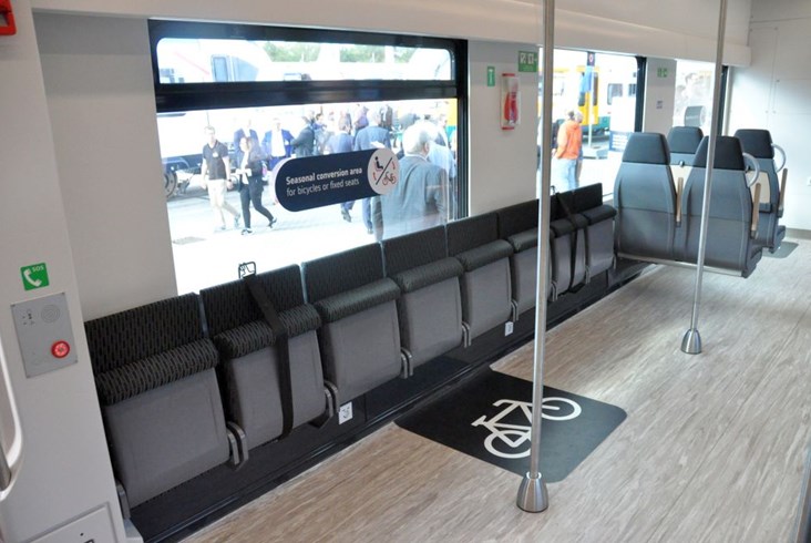 Coradia Stream HC. Nie uwierzysz, że to trójczłon - Wszystko na temat ...