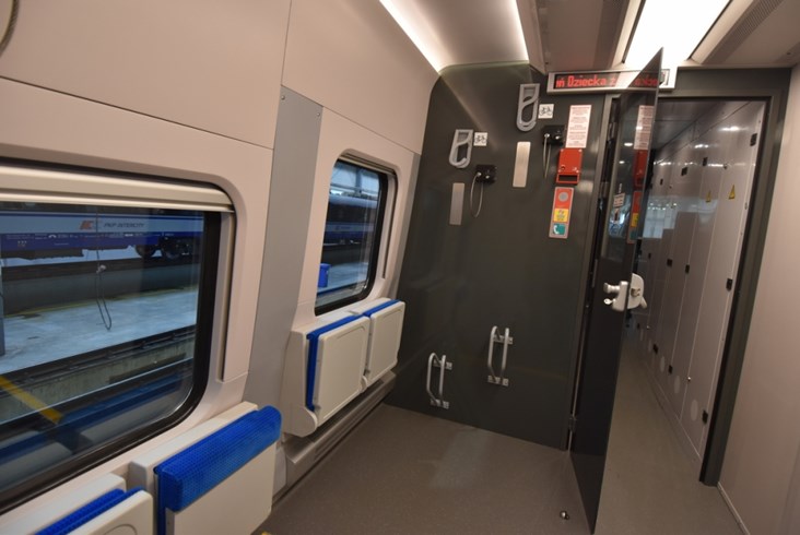 Ostatni ED74 wrócił do PKP Intercity [zdjęcia] - Wszystko na temat ...