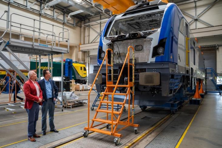 Pierwsze zdjęcia wielosystemowego Griffina na 200 km/h - Wszystko na temat branży kolejowej: PKP ...