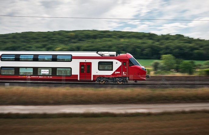 Jak prezentują się Coradia Max i Coradia Stream? - Rynek Kolejowy
