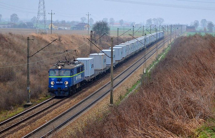 Tiry na Tory w PKP. Kolej chce rozwijać intermodal - Rynek Kolejowy