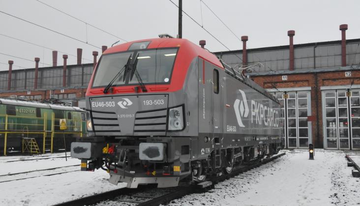 PKP Intercity pożycza wielosystemowe lokomotywy Vectron z PKP Cargo - Wszystko na temat branży ...