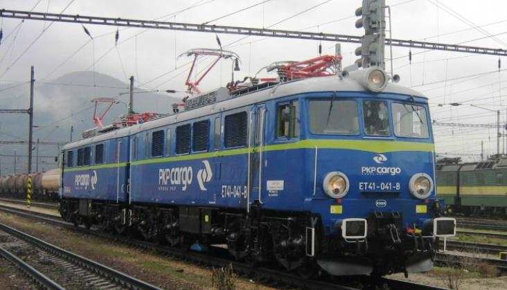 Lokomotywy do zezłomowania, a jednak jeżdżą. PKP Cargo składa zawiadomienie - Wszystko na temat ...